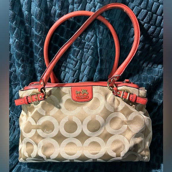 Coach | Bags | Coach Signature Tan And Orange Coral 4 Compartment Purse ...